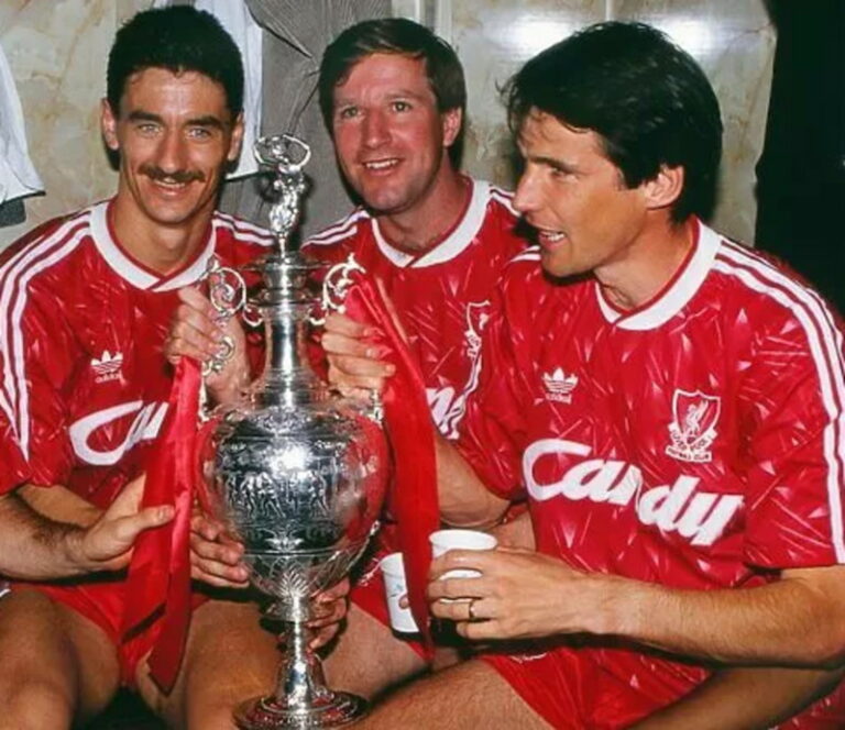 A Complete History of Liverpool Premier League Titles